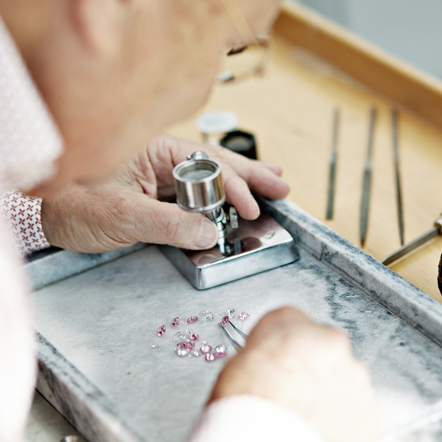 Wat is het verschil tussen een diamant en briljant | Diamond Point
